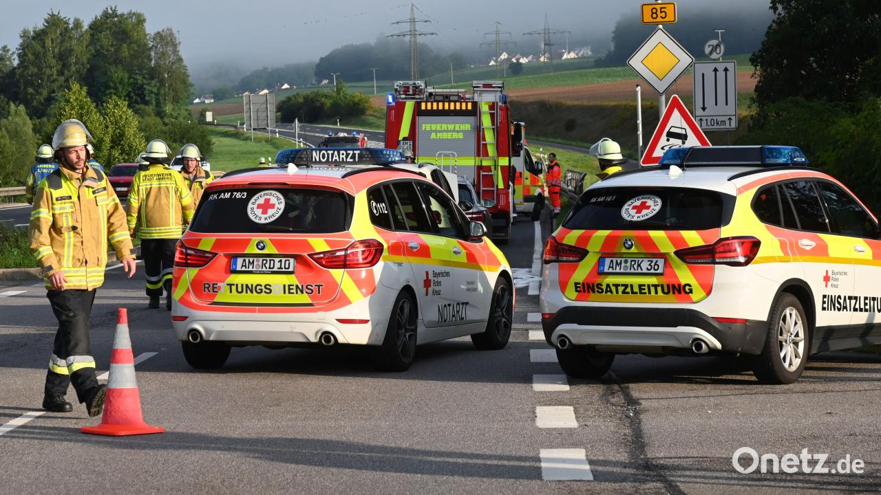 Auffahrunfall an Kreuzung in Amberg: Zwei Leichtverletzte | Onetz