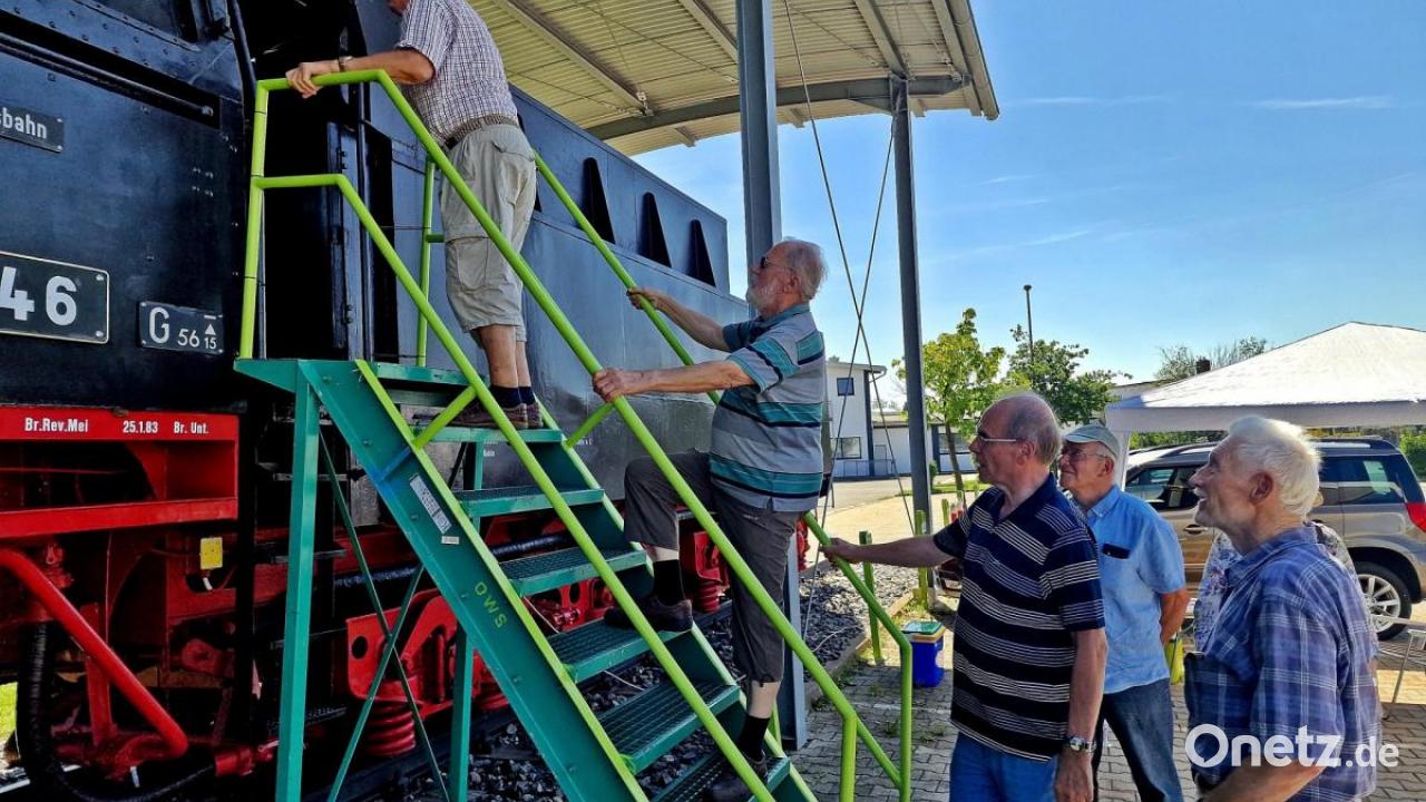 Historische Dampflok in Weiden für neugierige Blicke geöffnet | Onetz