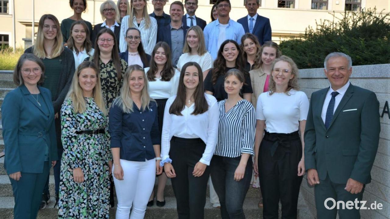 19 Lehramtsanwärter starten im Landkreis Tirschenreuth | Onetz