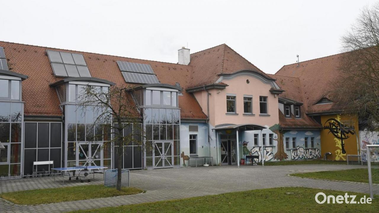 Kleidertausch-Aktionstag für Kinder im Jugendzentrum Amberg | Onetz