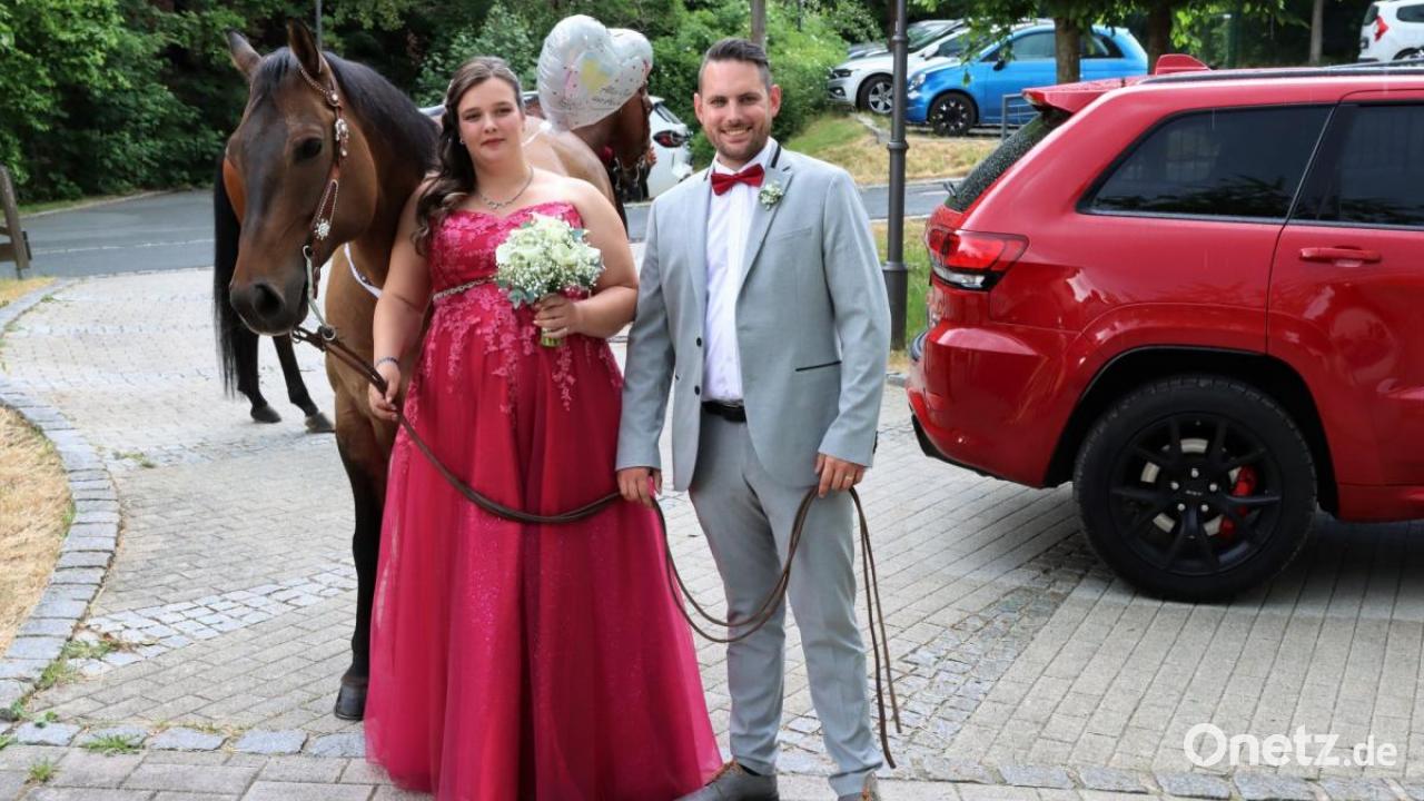 Milena und Corey sagen in Fichtelberg "Ja" zueinander | Onetz