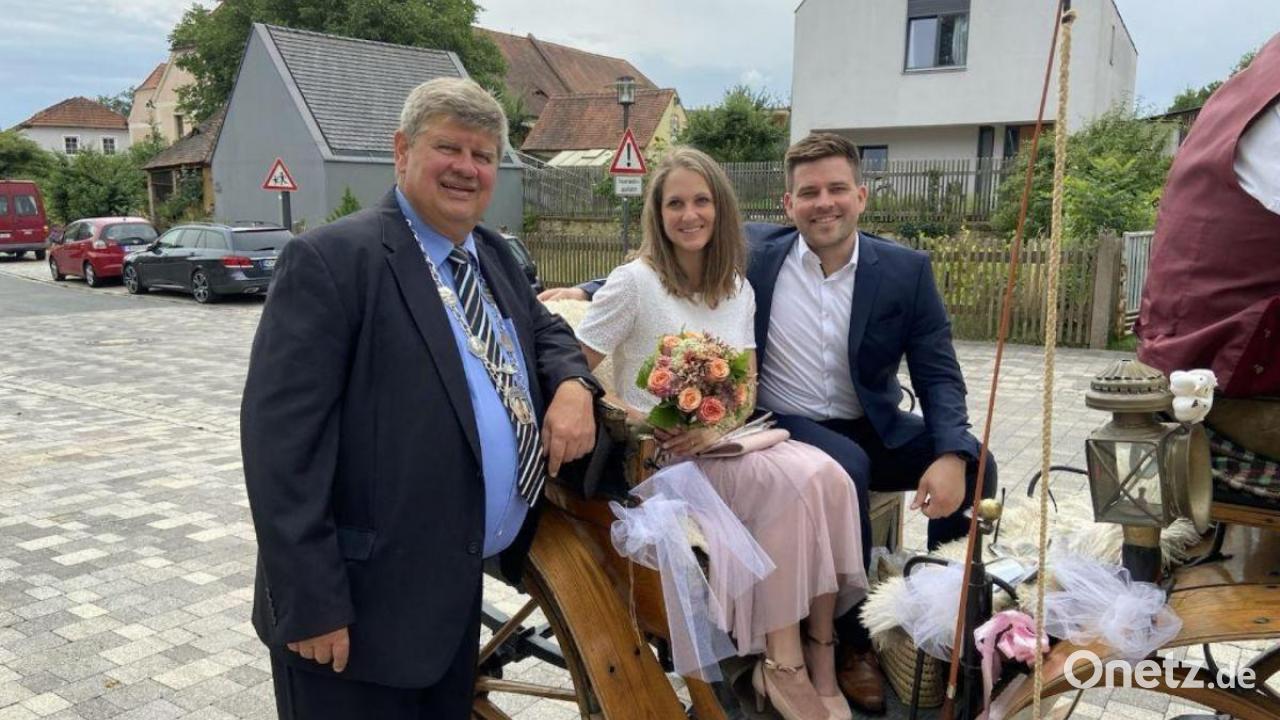 Mit Pferdestärken zum Standesamt nach Etzenricht | Onetz