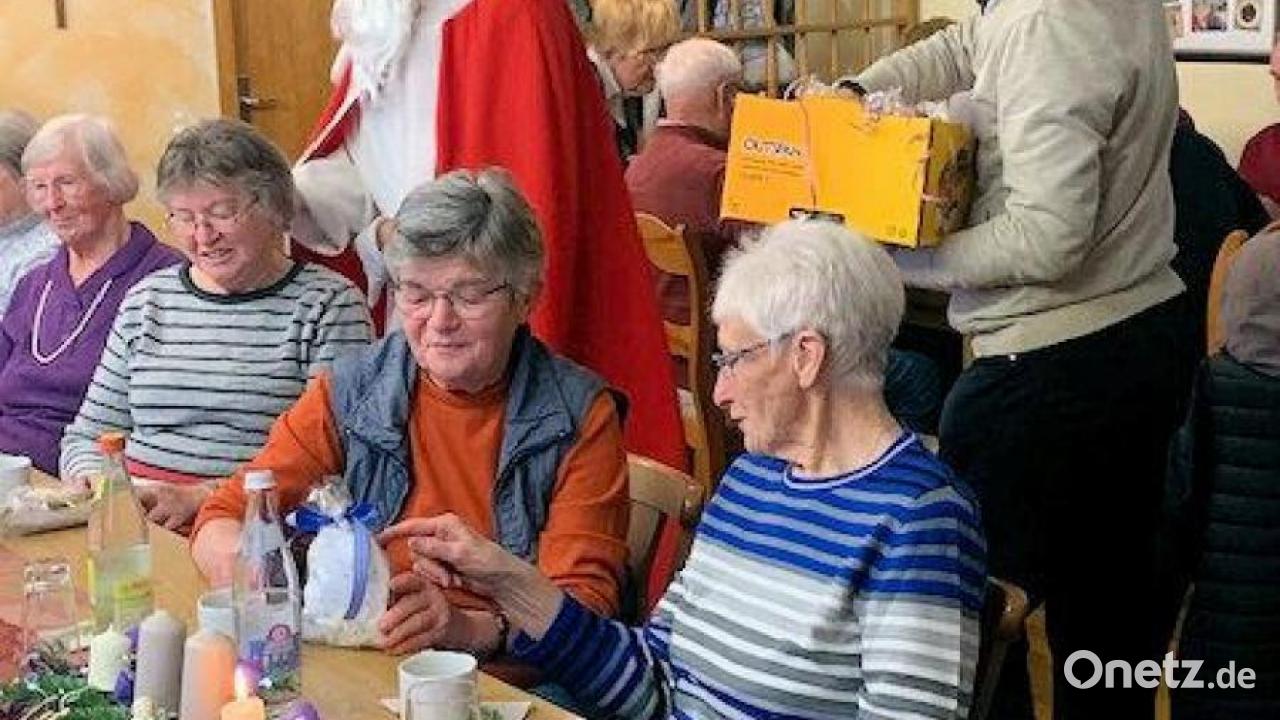 Nikolaus beim Seniorennachmittag der Pfarrei Schmidmühlen | Onetz