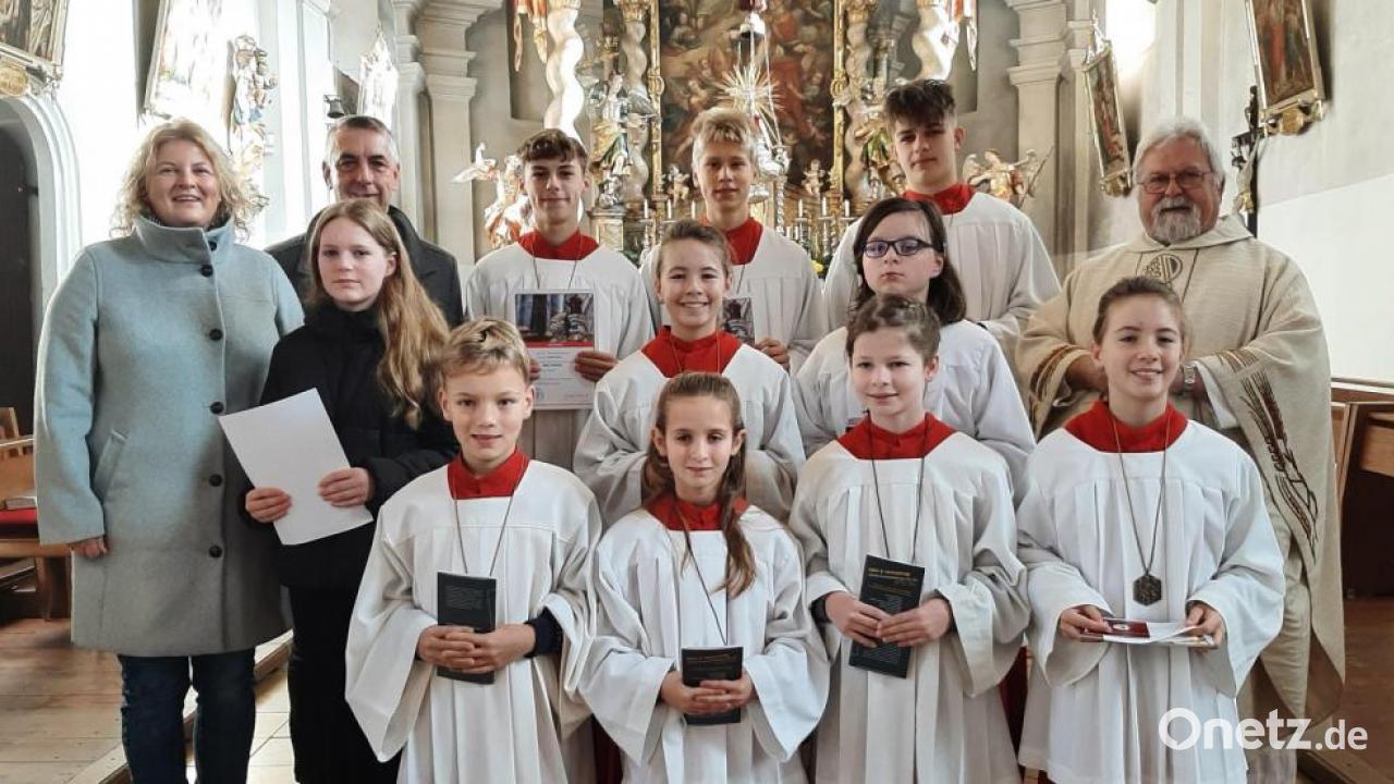 Schar der Ministranten in der Pfarrei St. Martin in Luhe wächst | Onetz