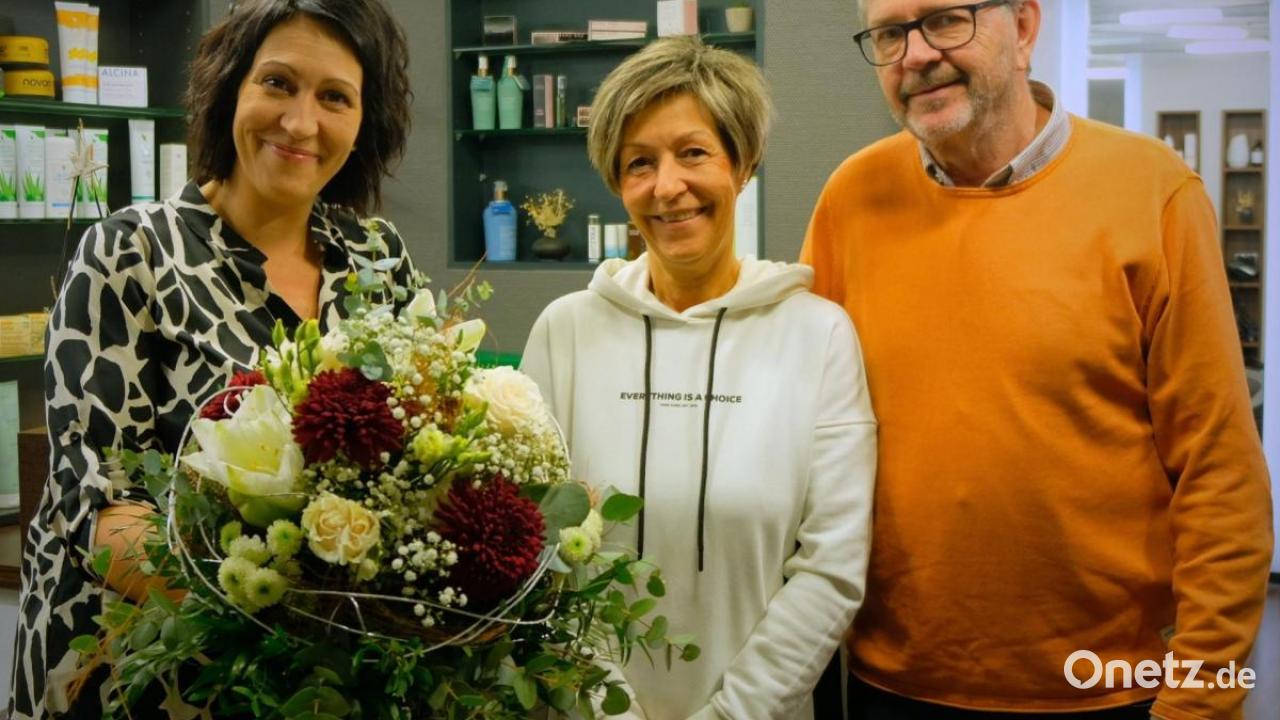 Nach 50 Jahren aus dem Salon in den Ruhestand verabschiedet | Onetz