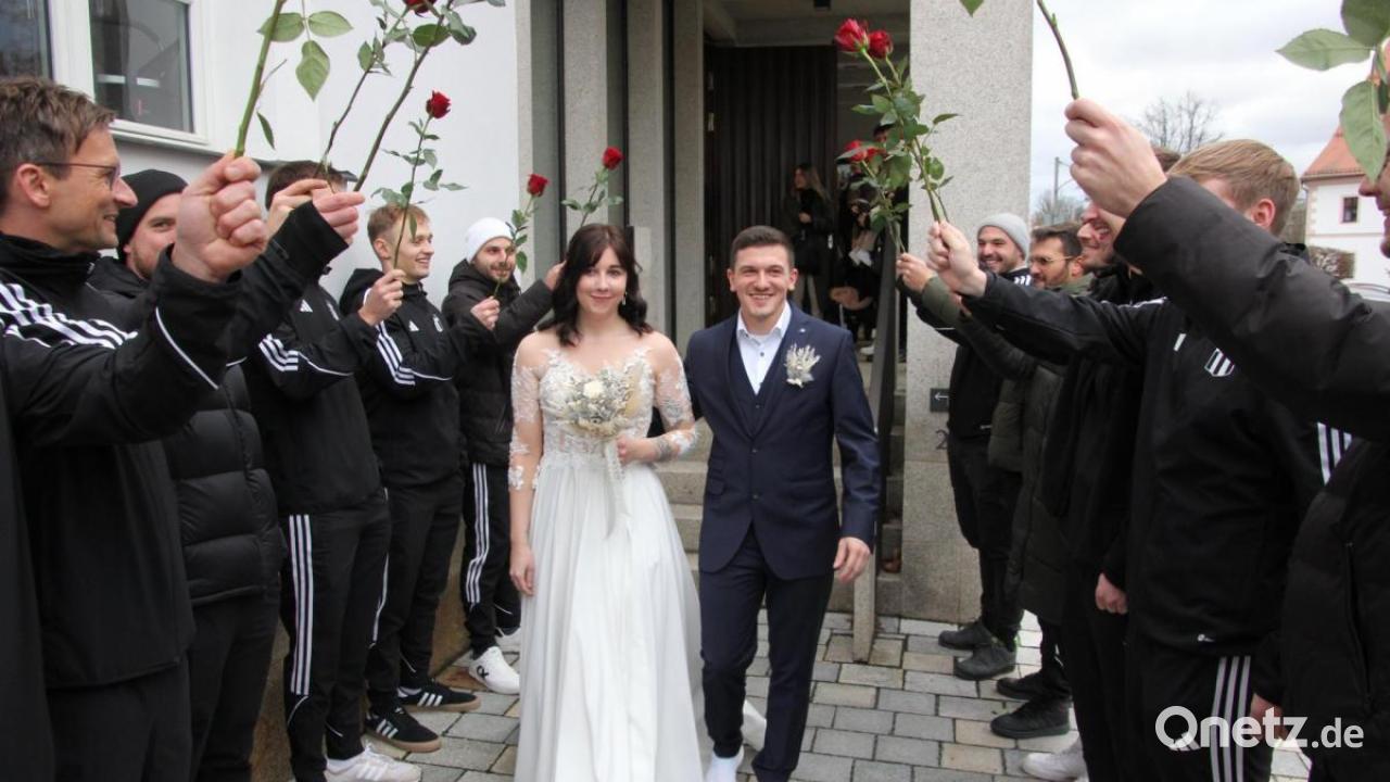 Vanessa und Lukas Baumgärtner sagen in Waldsassen einander "Ja" | Onetz