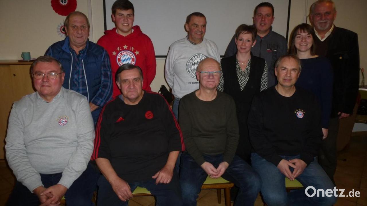 Hans Heibl führt weiterhin FC-Bayern-Fanclub Weiherhammer | Onetz