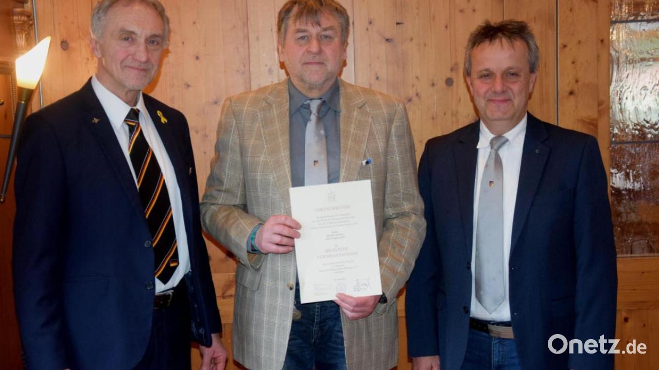 Reservisten ehren Helmut Richter und planen ihre Termine bis Mai | Onetz