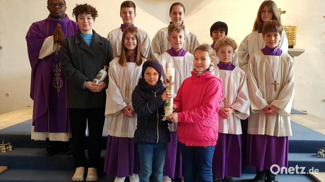 Neue Ministranten in der Pfarrei Schwarzach/Altfalter | Onetz