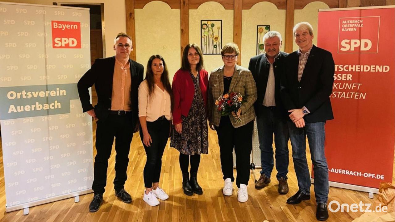 staatssekret-rin-anette-kramme-zu-gast-bei-der-spd-in-auerbach-onetz