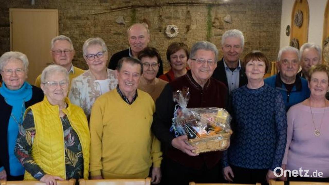 Musikus Karl Tabert feiert in Floß 85. Geburtstag | Onetz