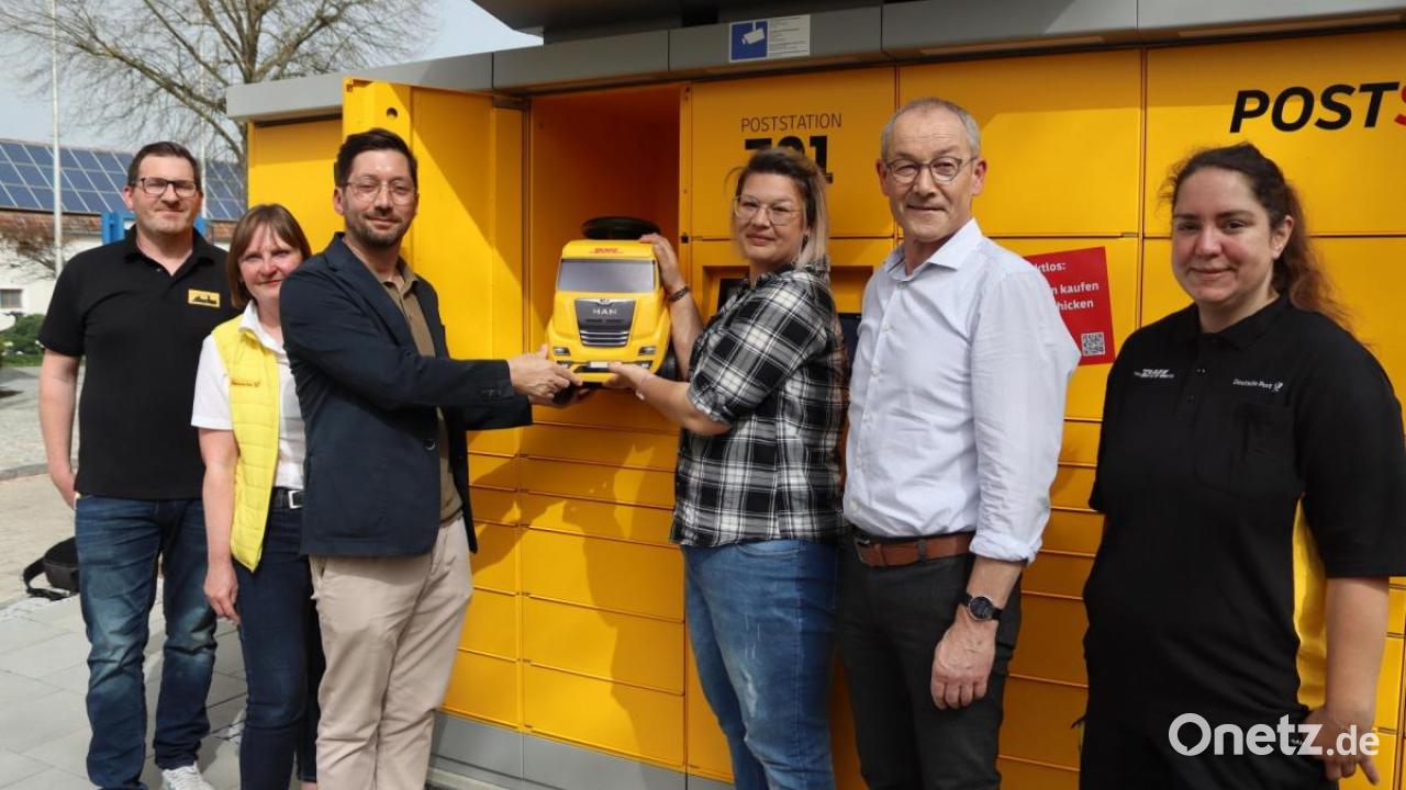 Neue Poststation beim Riedener Rathaus eingeweiht | Onetz