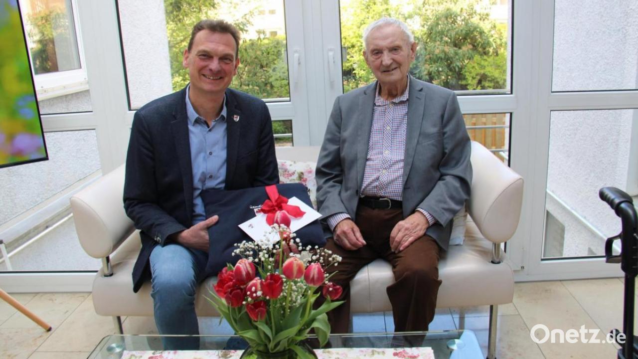 Friedrich Stoppel feiert in Altenstadt/WN den 90. Geburtstag | Onetz