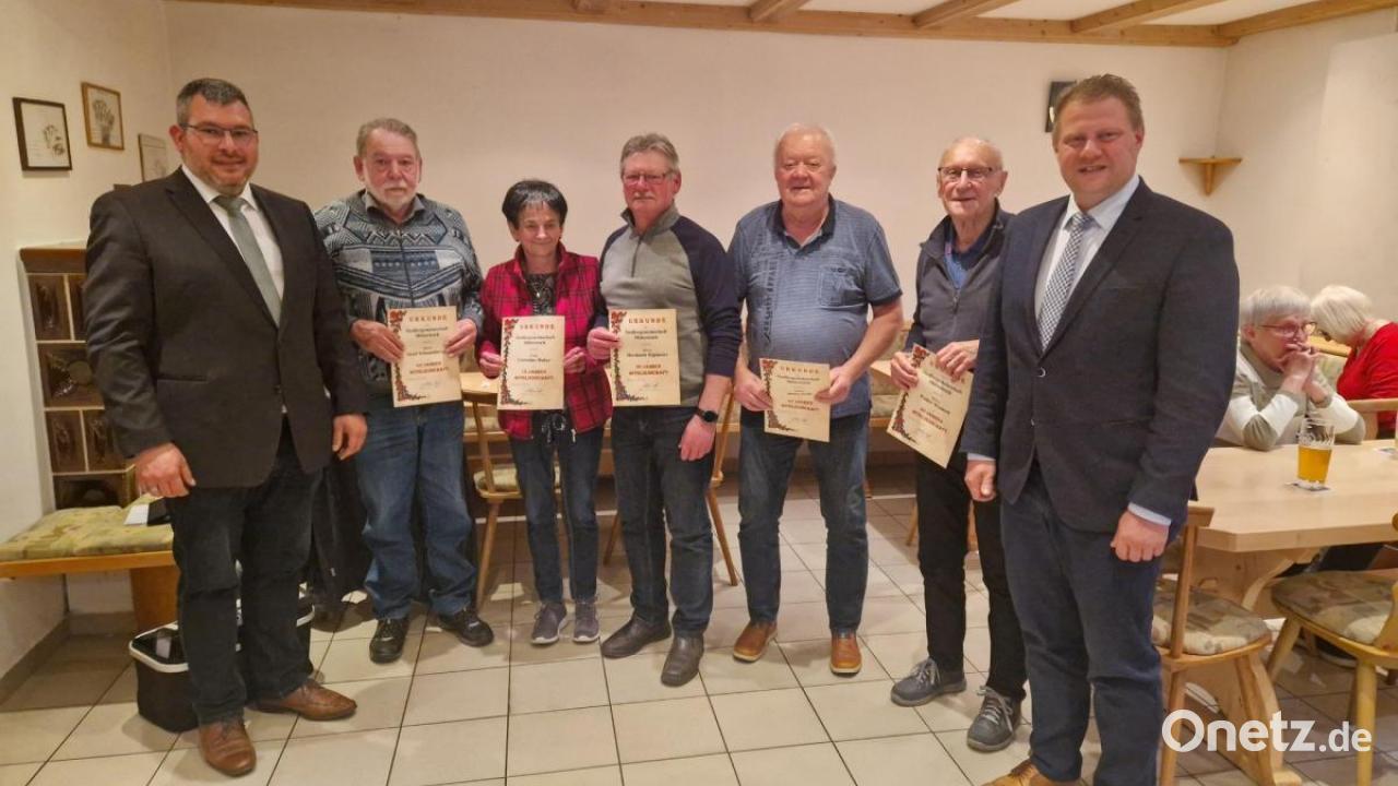 Ehrungen bei der Siedlergemeinschaft Mitterteich | Onetz