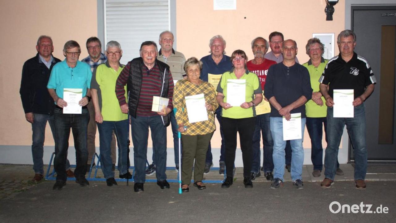65 Jahre Siedlergemeinschaft Reuth-Premenreuth: Viele Ehrungen | Onetz