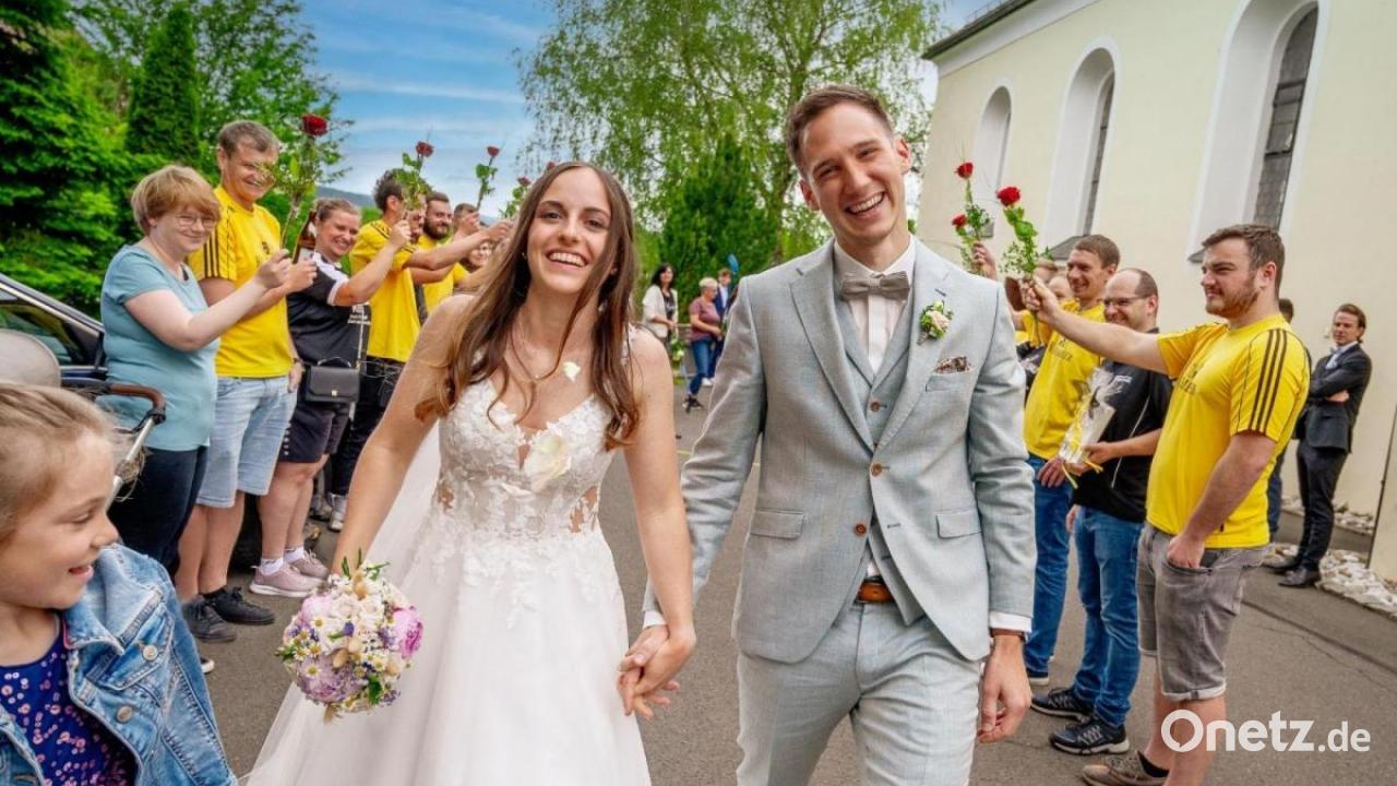 Verena und Christoph Wegmann sagen in Pullenreuth "Ja" zueinander | Onetz