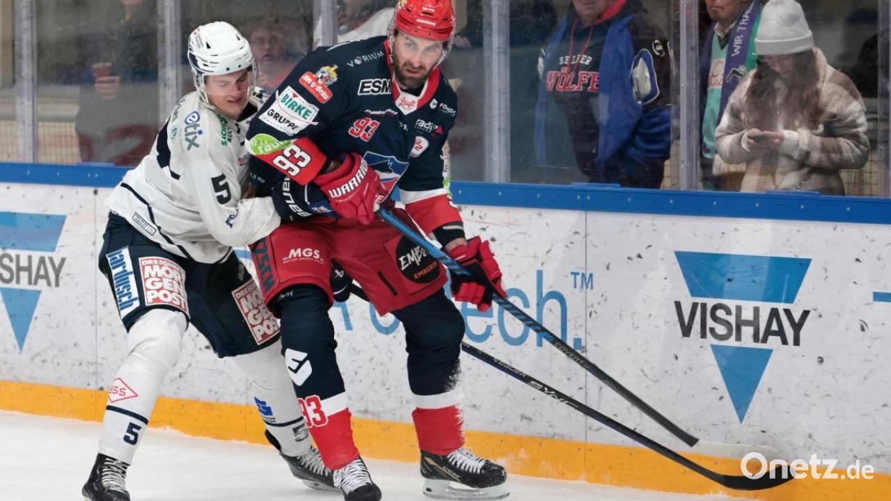 Blue Devils verpflichten Stürmer Lukas Vantuch von den Selber Wölfen ...
