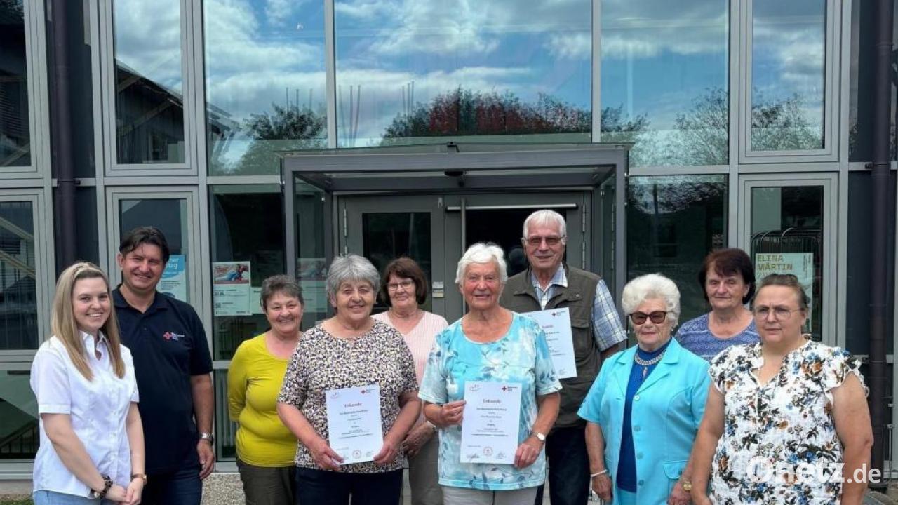 BRK Kreisverband Weiden-Neustadt ehrt langjährige Übungsleiter | Onetz