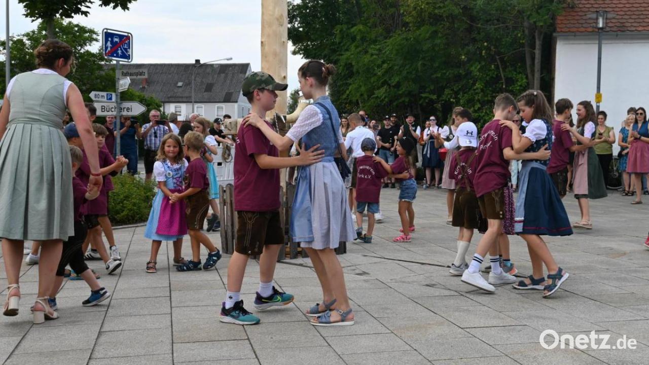 Pirker Kirwa endet mit gelungener Premiere | Onetz