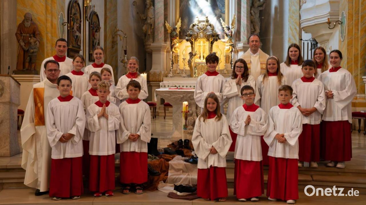 Neue Ministranten in Vohenstraußer Pfarrgemeinde aufgenommen | Onetz