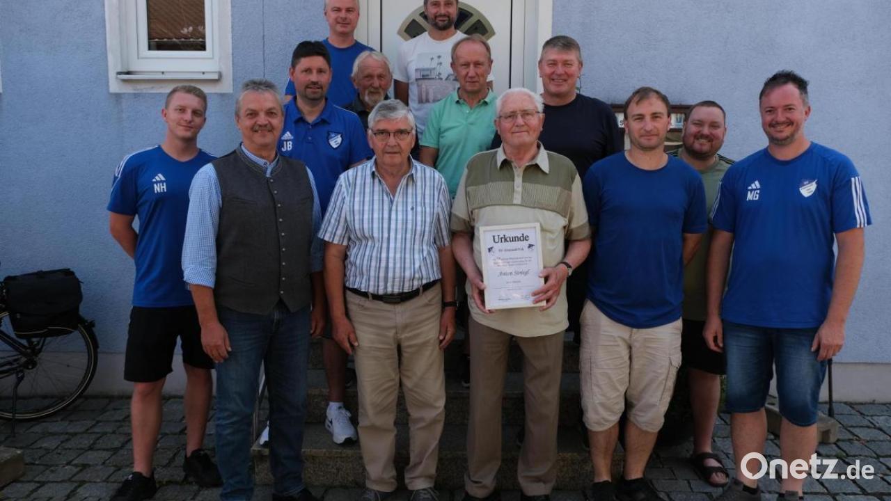 SV Altenstadt/Vohenstrauß ehrt treue Mitglieder | Onetz