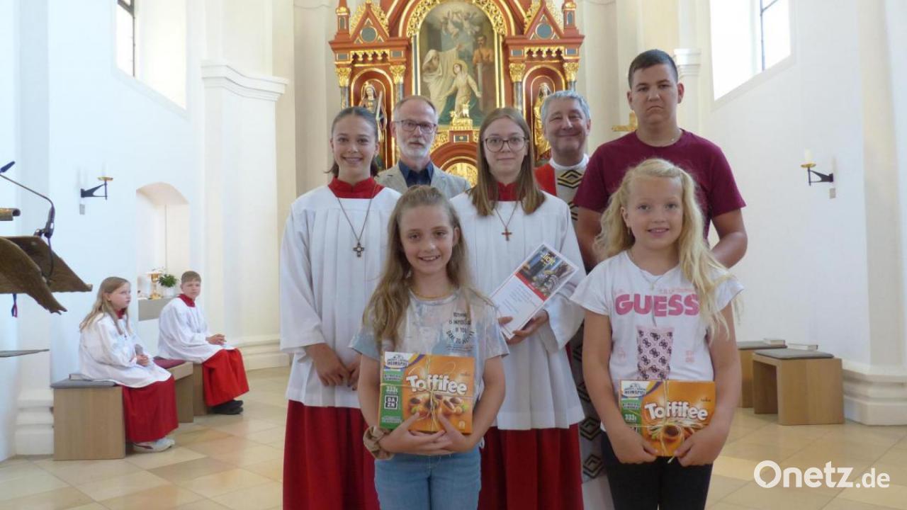 Neue Ministranten in Leuchtenberg | Onetz
