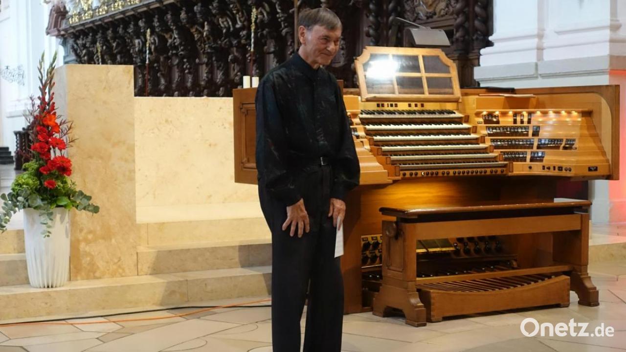 Große Orgelwerke auf der Waldsassener Basilikaorgel | Onetz