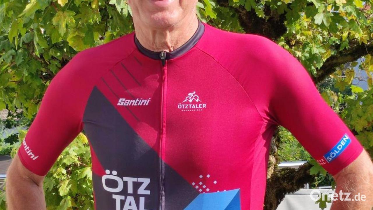 Albert Hölzl holt sich das Finisher-Trikot beim "Ötztaler" | Onetz