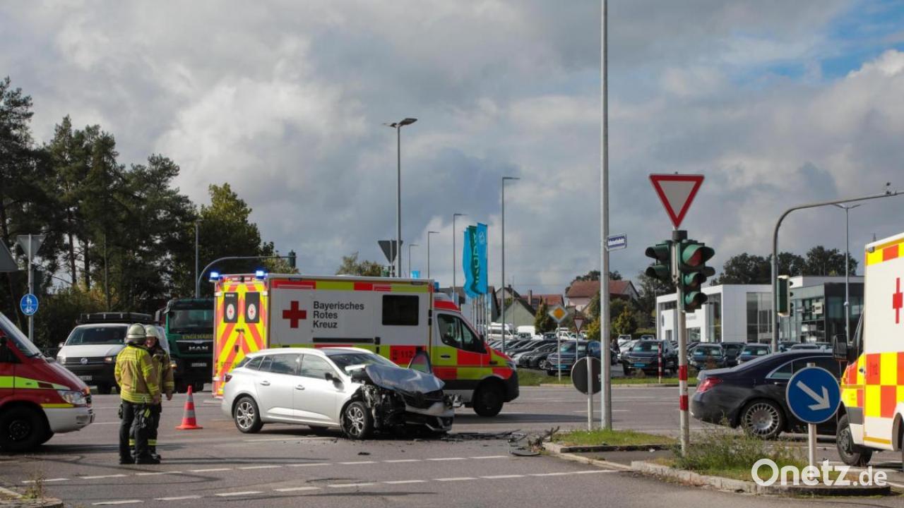 Leichtverletzte bei Verkehrsunfall in Amberg an Kreuzung zur B 85 | Onetz