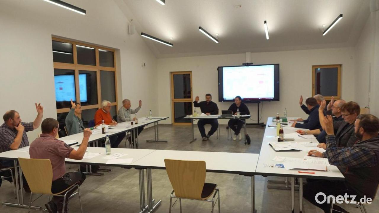 Immenreuther Gemeinderäte tagen erstmals im neuen Sitzungssaal | Onetz