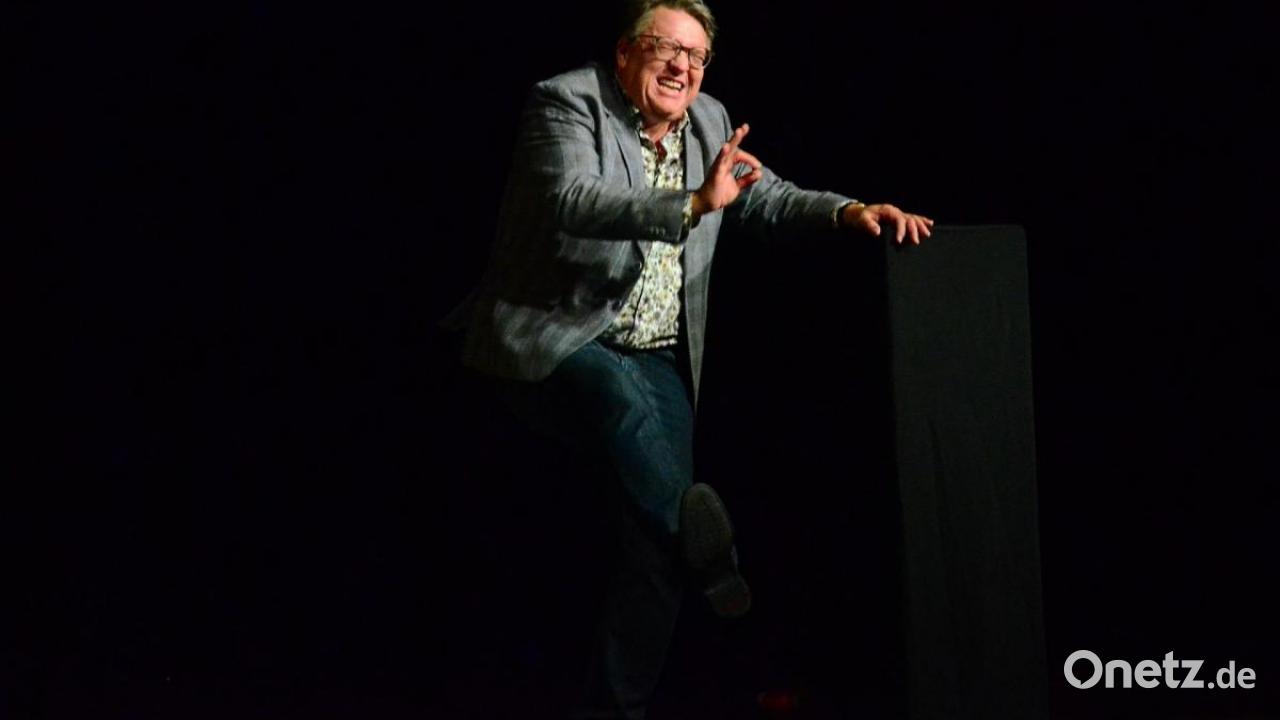 Kabarettist Helmut Schleich in Höchstform | Onetz
