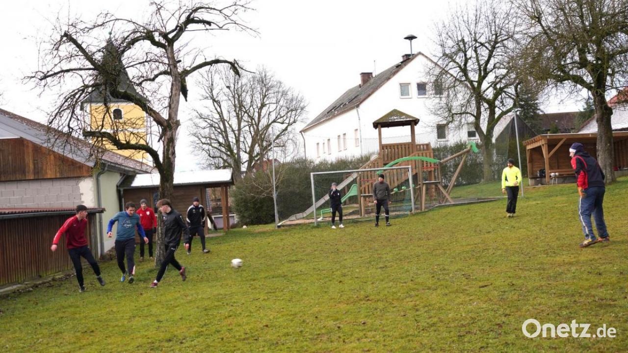 Weihnachtsfußball in Lennesrieth gibt's seit 28 Jahren | Onetz