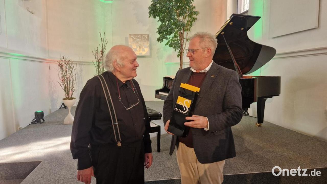 Kurt Seibert brilliert beim Schwandorfer Klavierfrühling | Onetz