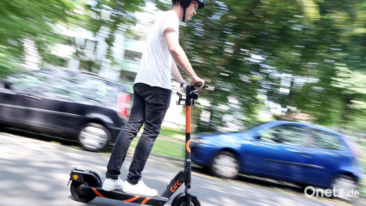 17-Jähriger in Amberg ohne gültige E-Scooter-Versicherung erwischt | Onetz