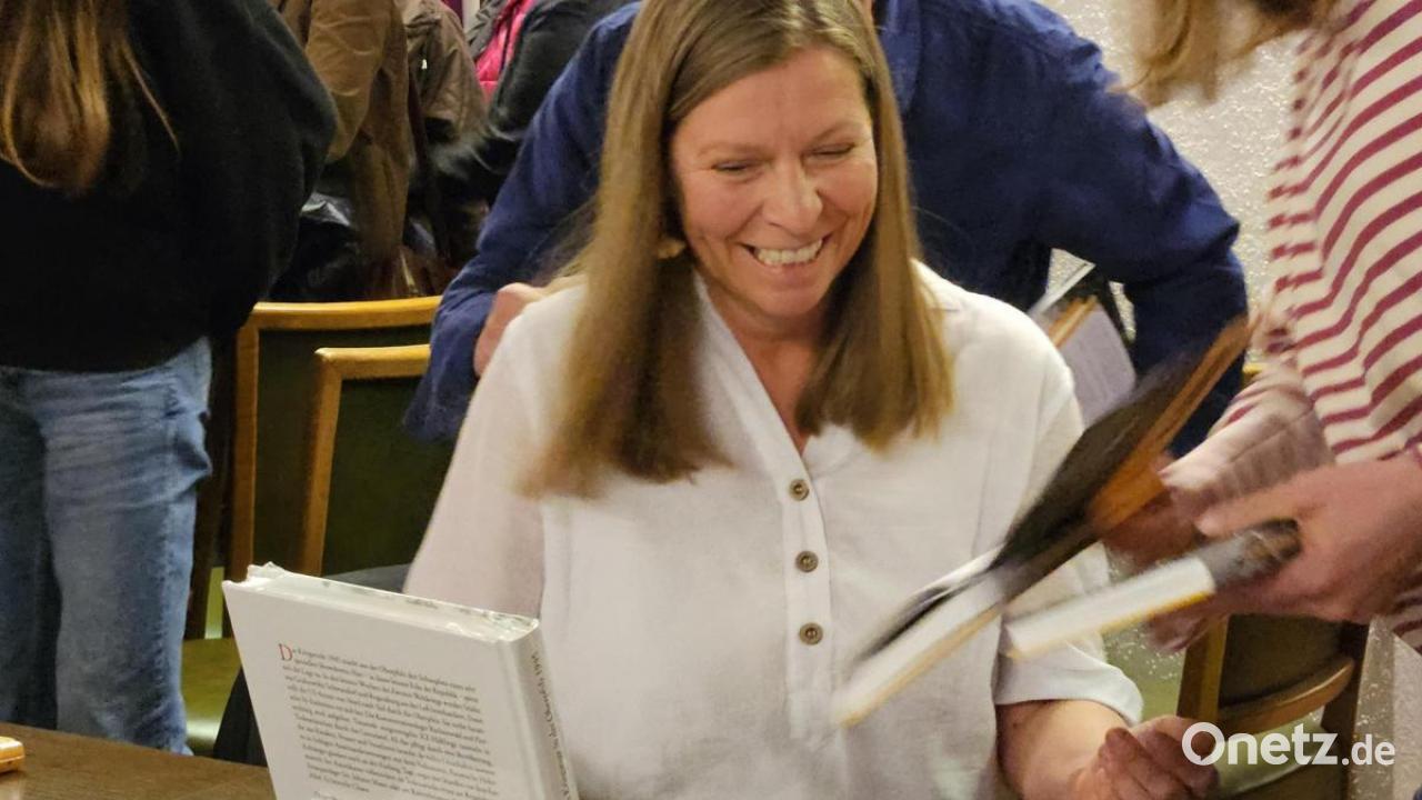 Geschichten jüdischer Familien bewegen bei den Weidener Literaturtagen | Onetz