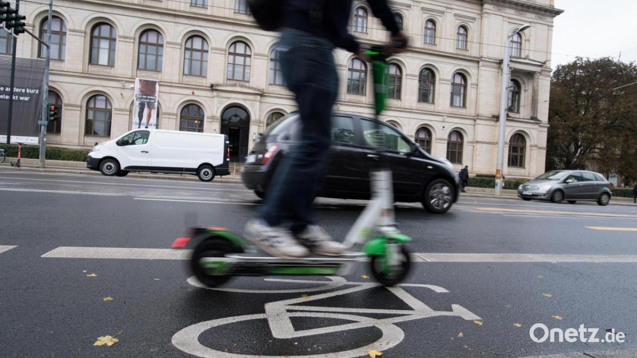Weidener Polizei stoppt zwei E-Scooter ohne gültige Versicherung | Onetz