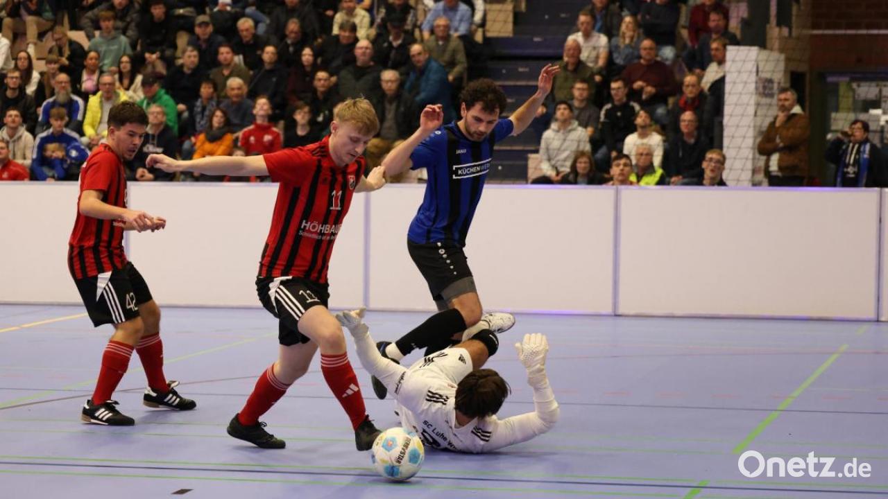 Benedikt Meckl ballert den SC Luhe-Wildenau zum Turniersieg bei der SpVgg SV Weiden | Onetz