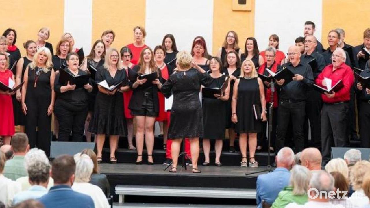 Uraufführung eines neuen Werkes beim Benefizkonzert von Singing Witt in ...