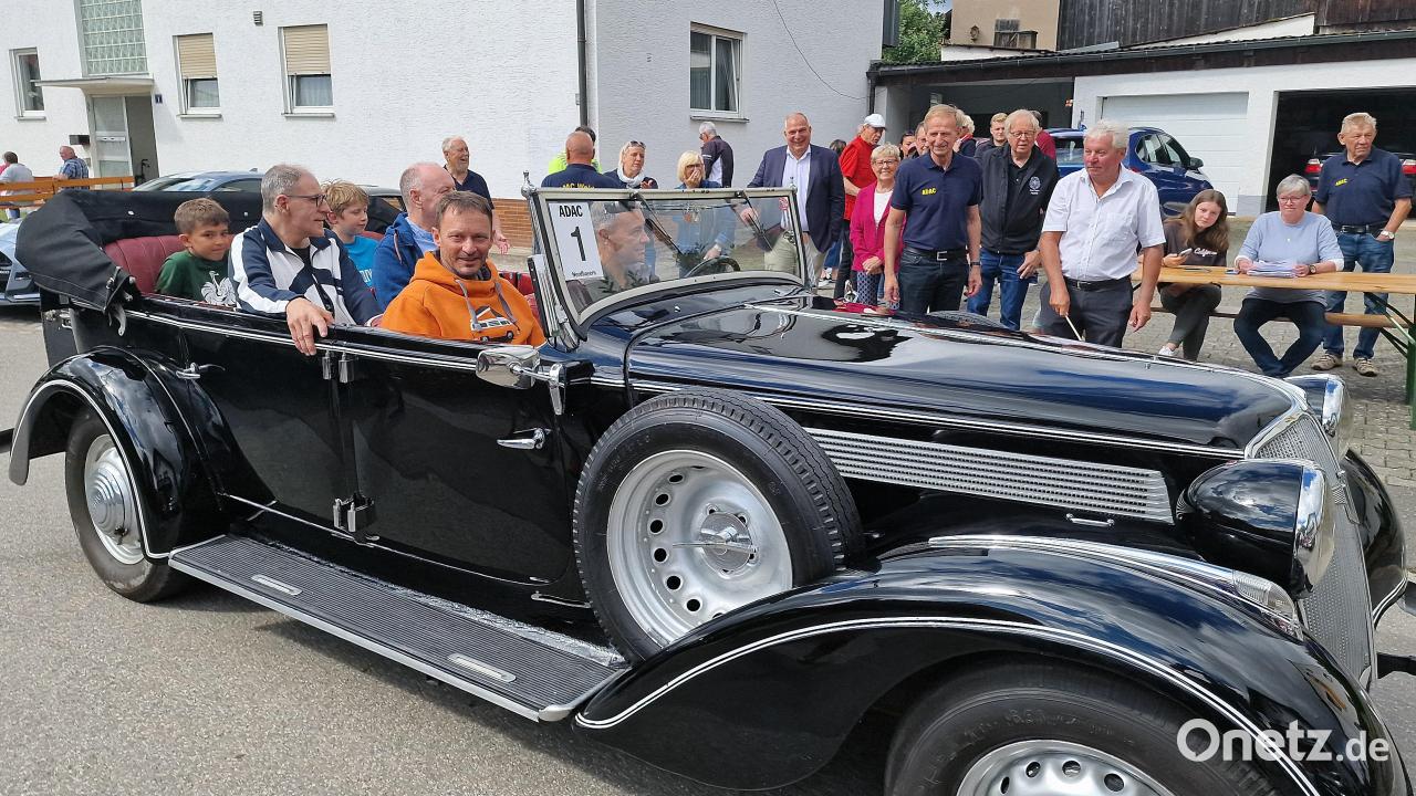 Geschichte auf Rädern: Oldtimer startklar für ADAC-Veteranen-Ausfahrt ...