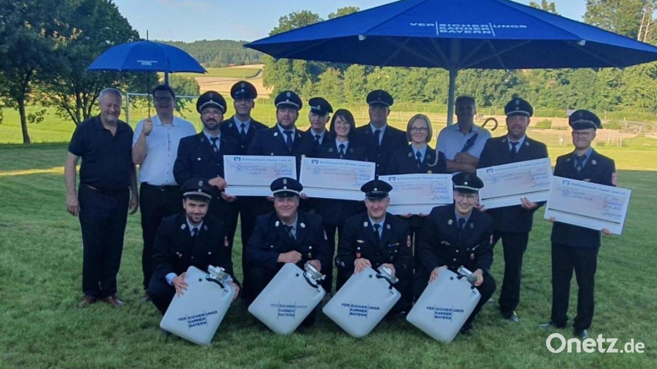 Feuerwehr Pillmersried feiert 140 Jahre mit Spenden | Onetz