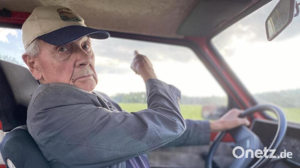 Oberpfälzer Kulturschaffende gratulieren Autor Eckhard Henscheid | Onetz