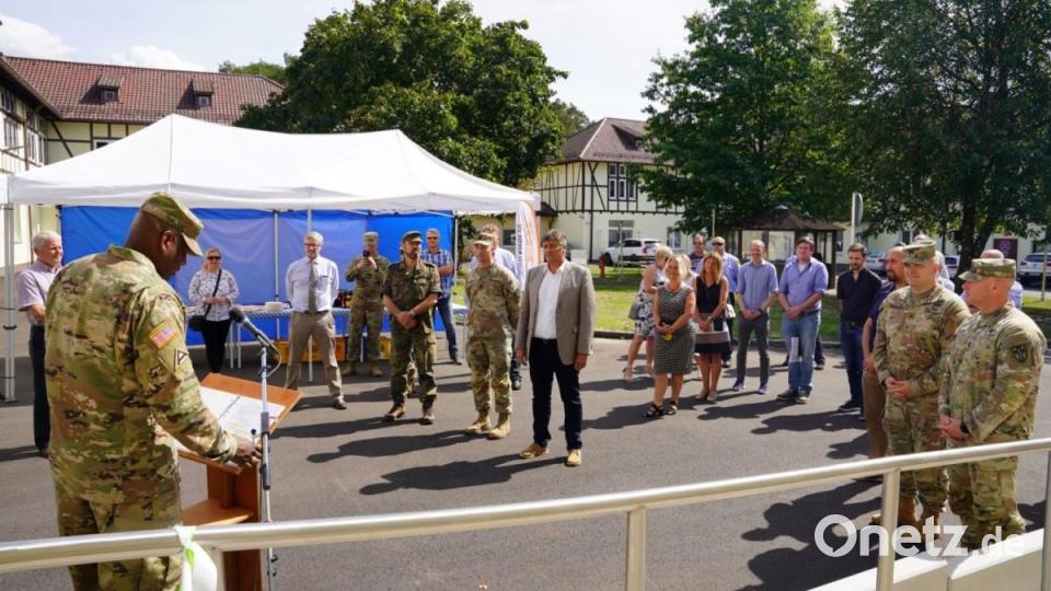 Saniertes Gebäude mit Geschichte in den Tower Barracks in Grafenwöhr ...