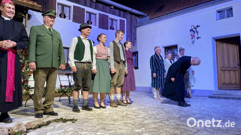 Fast wie im richtigen Leben: Freudenberger Bauernbühne begeistert mit ...