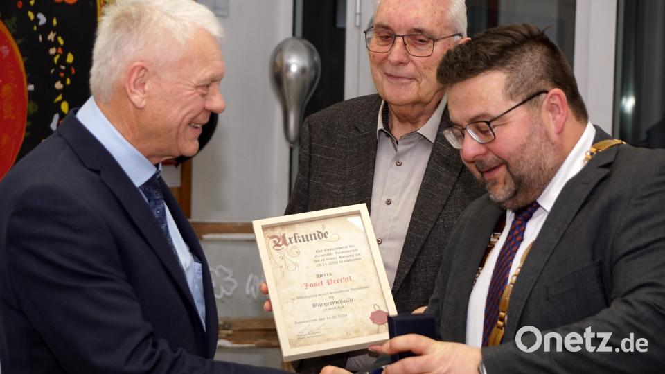 Gemeinde Immenreuth zeichnet drei Persönlichkeiten mit Bürgermedaille aus | Onetz
