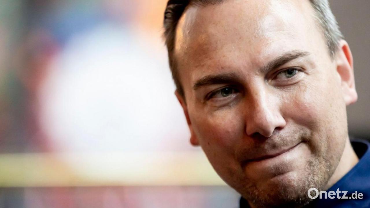 Nach der Trauung Taufe des Töchterchens | Onetz