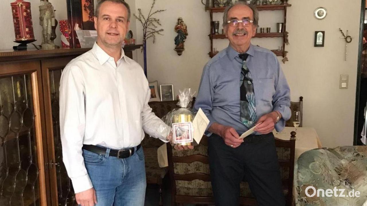 MGV Mitterteich überrascht Siegfried Rasp mit Ständchen zum 80 ...