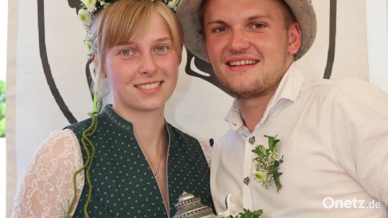 Rieden feiert Bilderbuch-Kirwa | Onetz