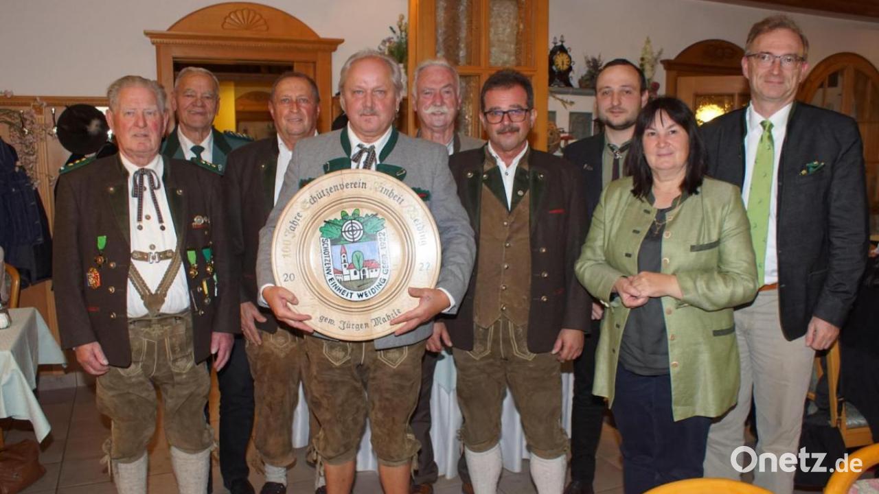 Schützenverein "Einheit" Weiding feiert 100-jähriges Bestehen | Onetz