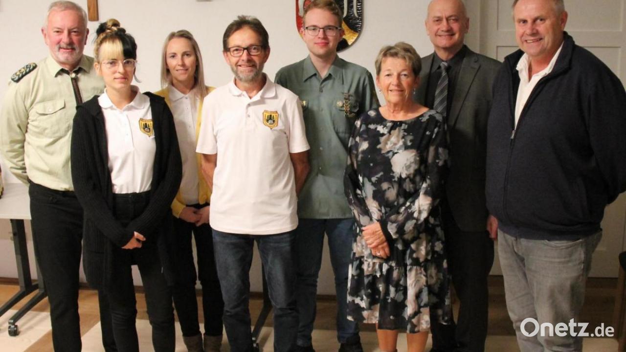 Thansteiner Schützen für ihre Erfolge geehrt | Onetz