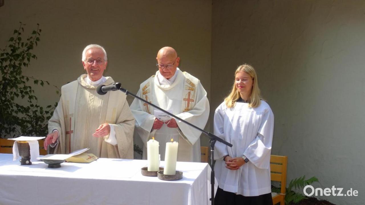 Trauer um Pfarrer Norbert Demleitner | Onetz